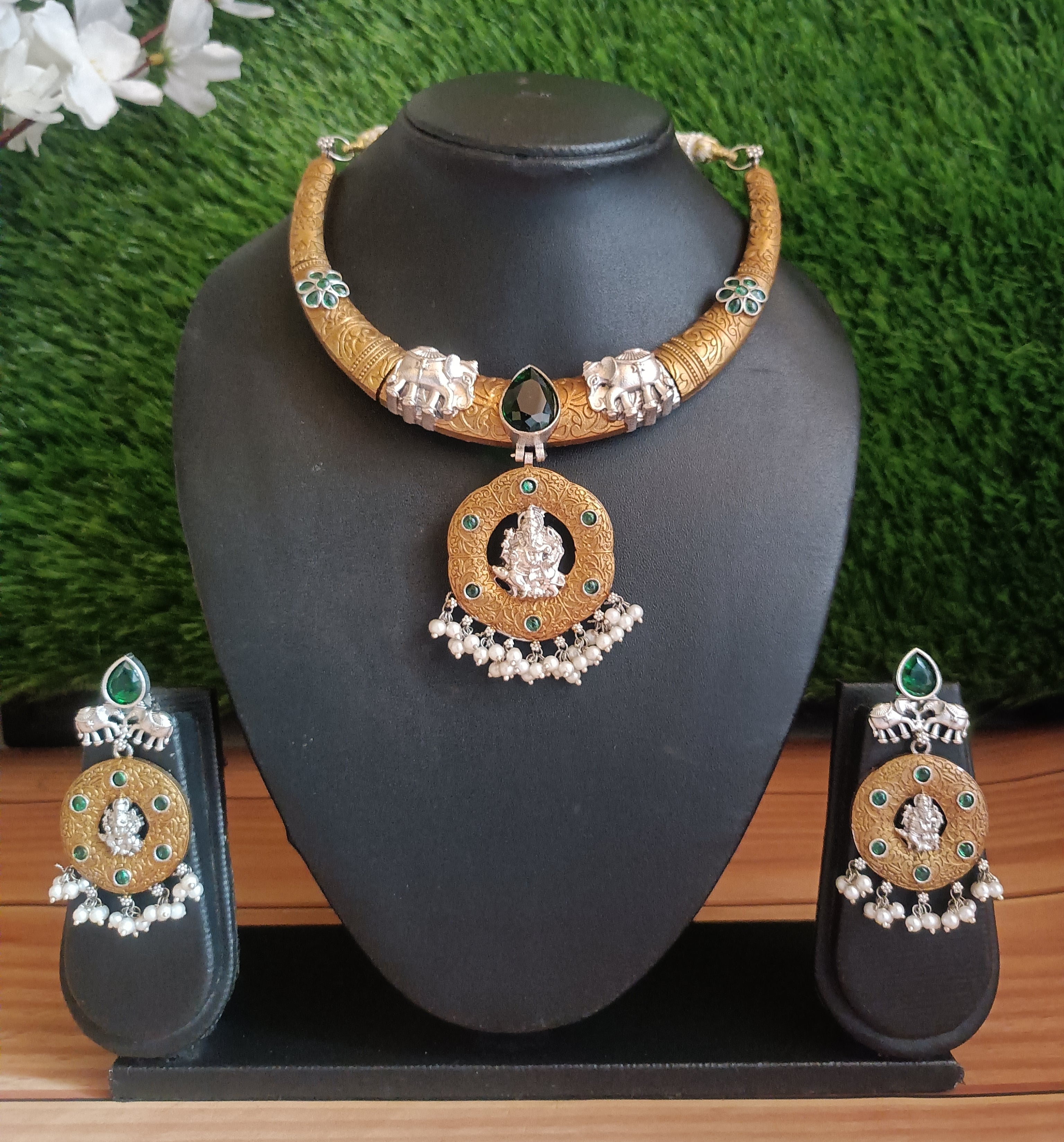 Apala jewelry store