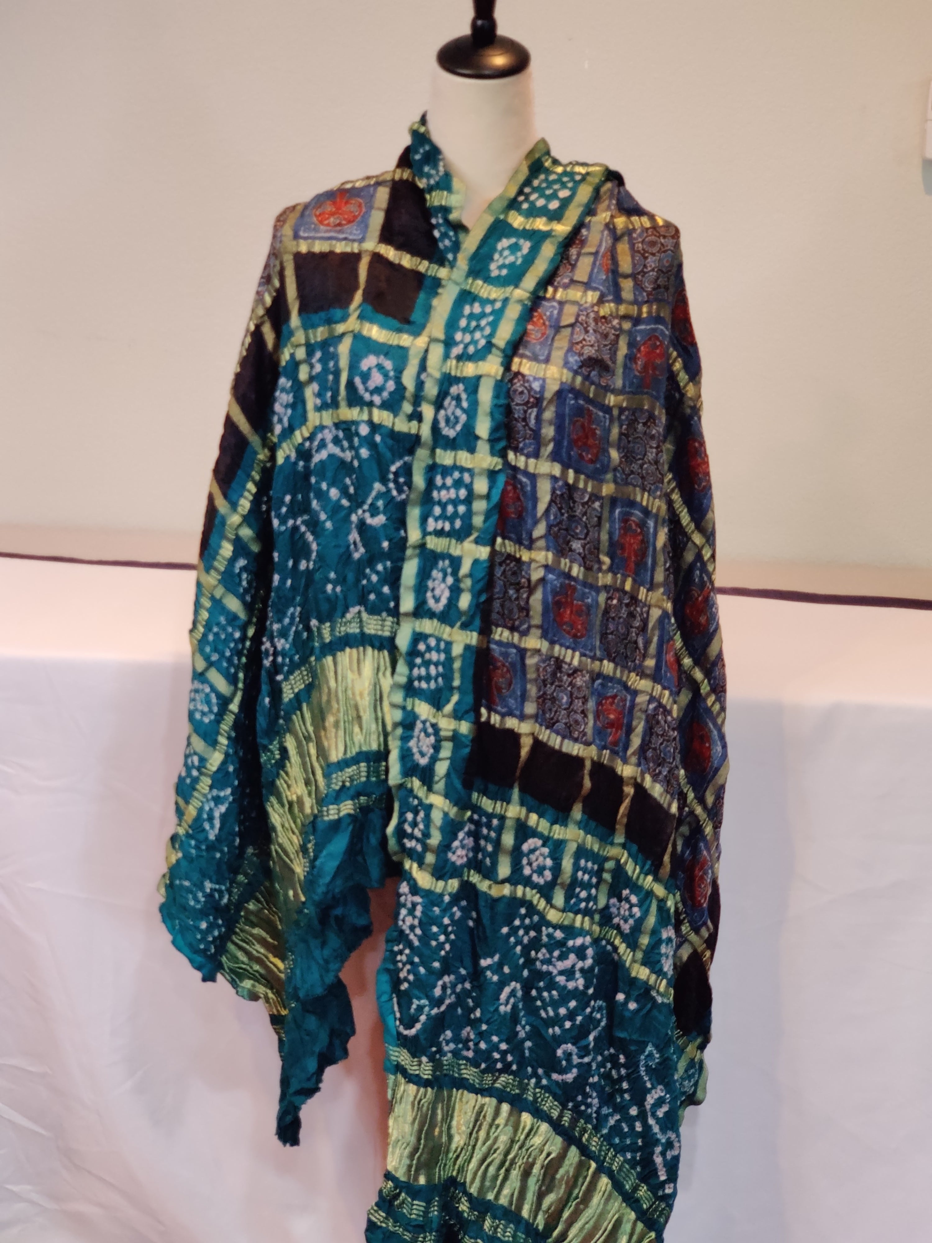 (1601DU003A300) Pure Modal Silk Chex Ajrakh Bandhej Dupatta – Sakhi ...